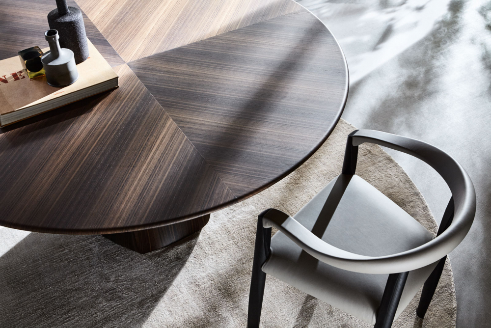 Modern curved back chair - MHC.3 Miss - Molteni&C