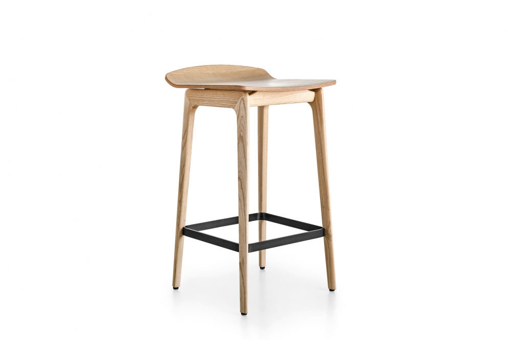 Wooden and ergonomic kitchen stool - Woody - Dada