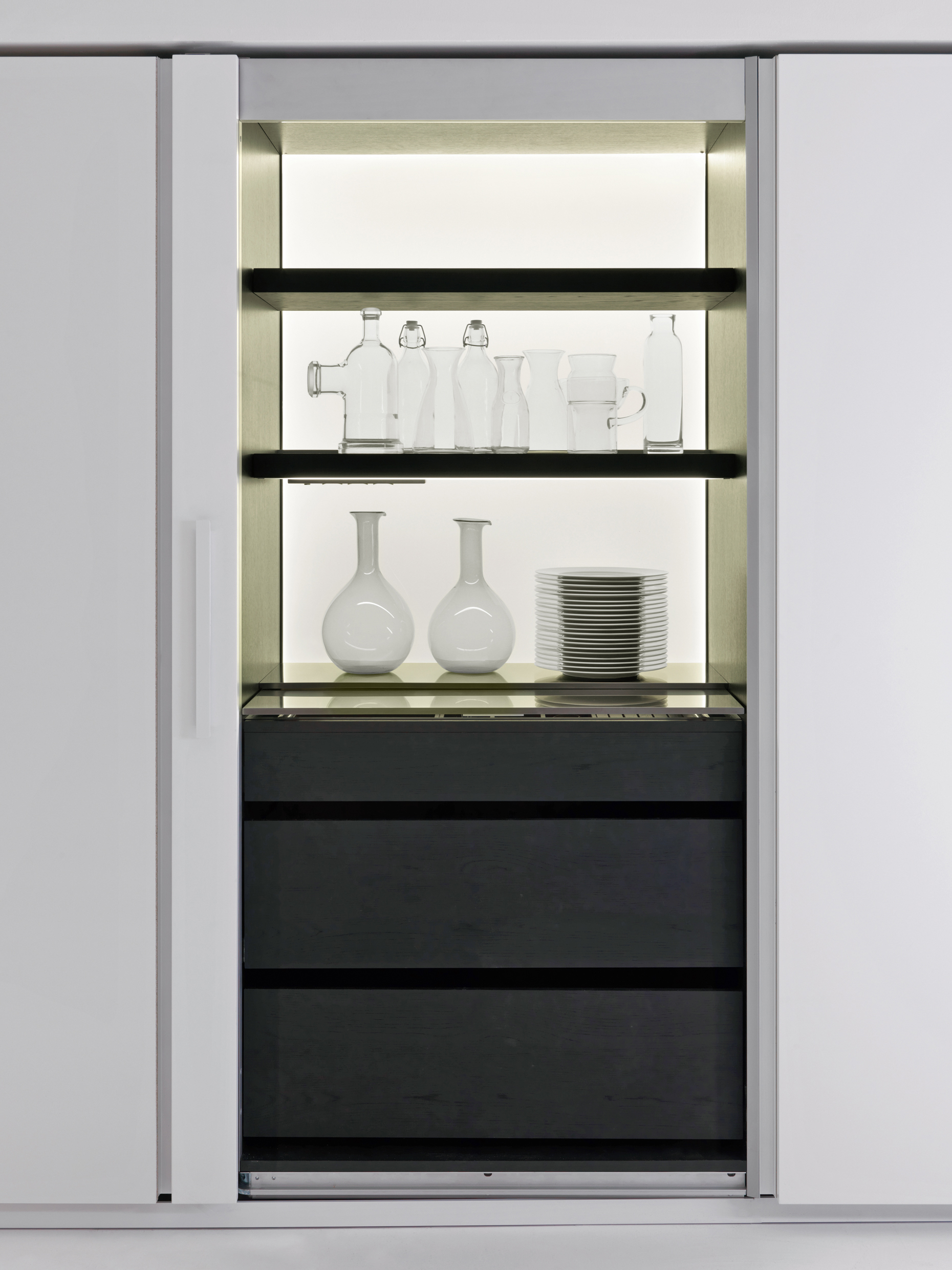 Operating column - Column with a large extractable top - Dada